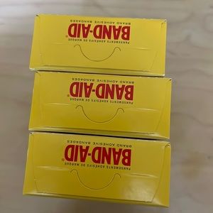 band-aid | Other | Bandaid Brand Adhesive Bandages For Minor Cuts And ...